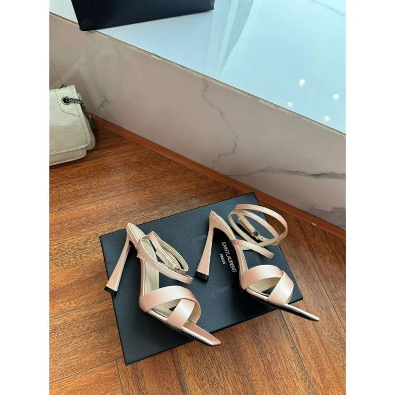 Top match Ysl Sandals