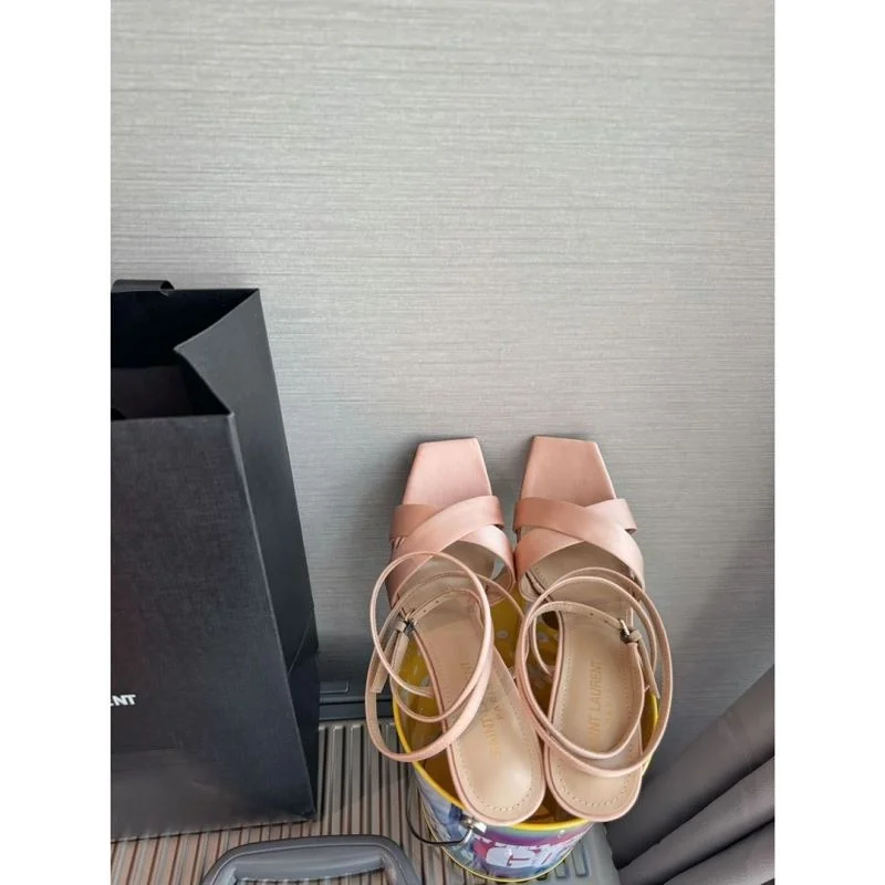 Top match Ysl Sandals