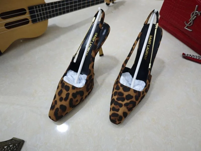 Reasonably priced Ysl Sandals