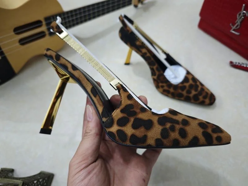 Reasonably priced Ysl Sandals