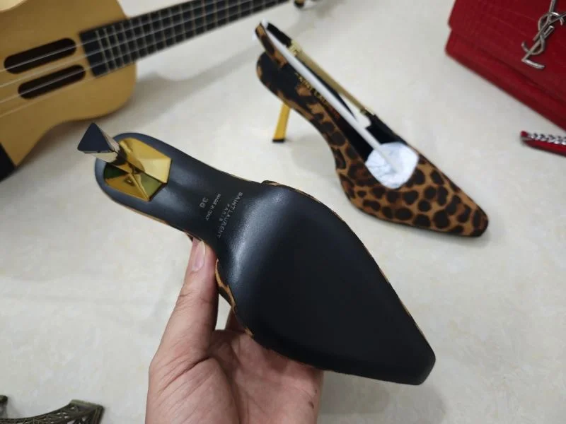 Reasonably priced Ysl Sandals