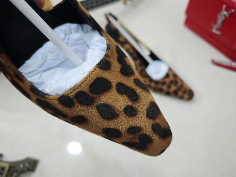 Reasonably priced Ysl Sandals