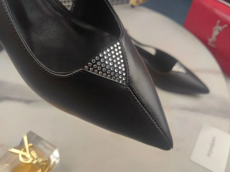 Top match Ysl Sandals