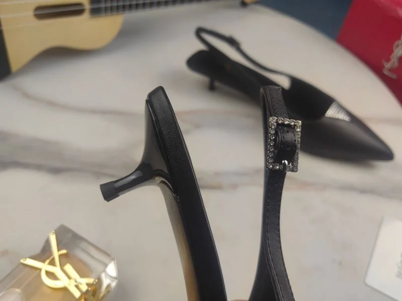 Top match Ysl Sandals
