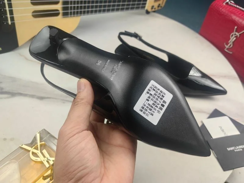 Top mirror Ysl Sandals