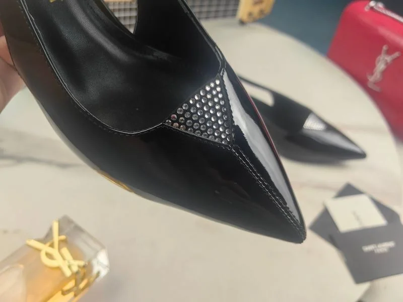 Top mirror Ysl Sandals