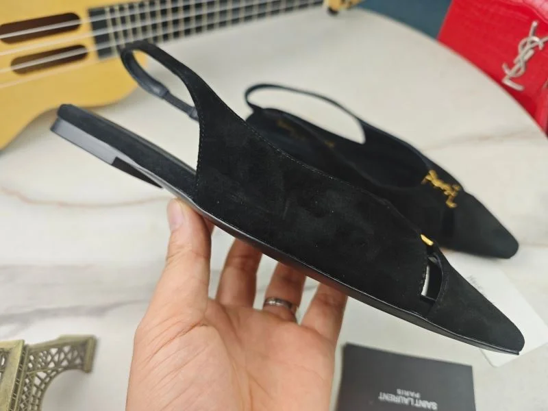Top mirror Ysl Sandals