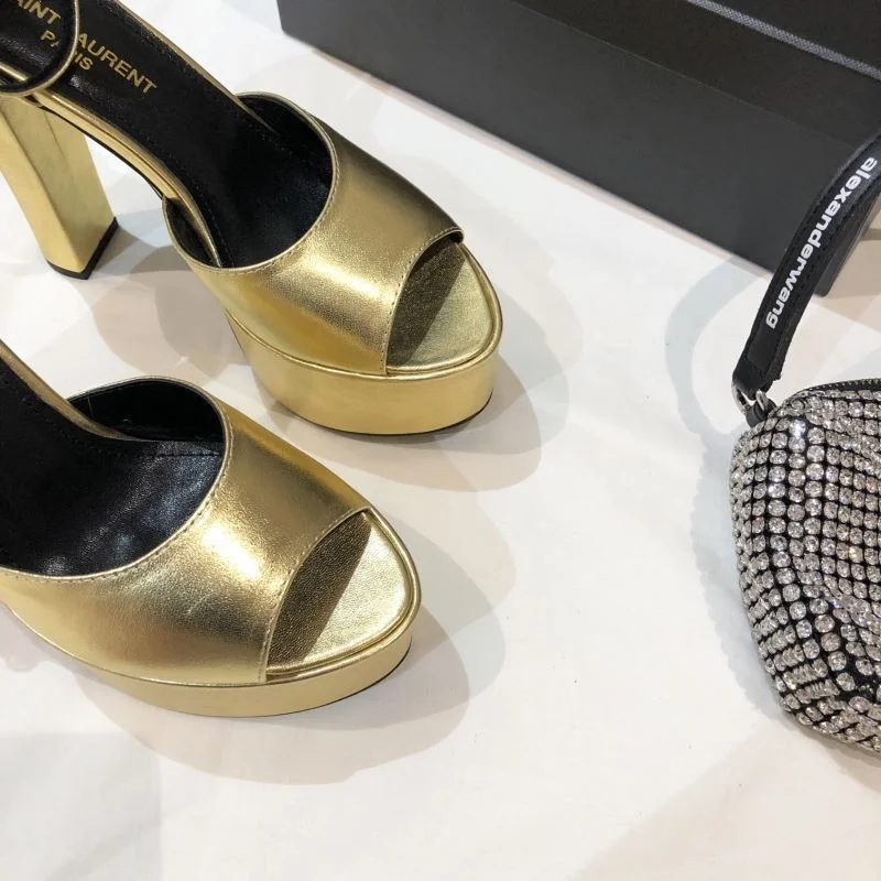 Accurate model Ysl Sandals