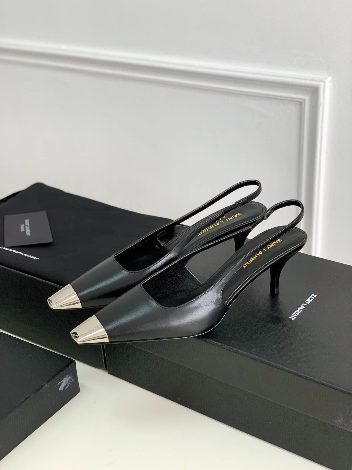 Discounted Ysl Sandals