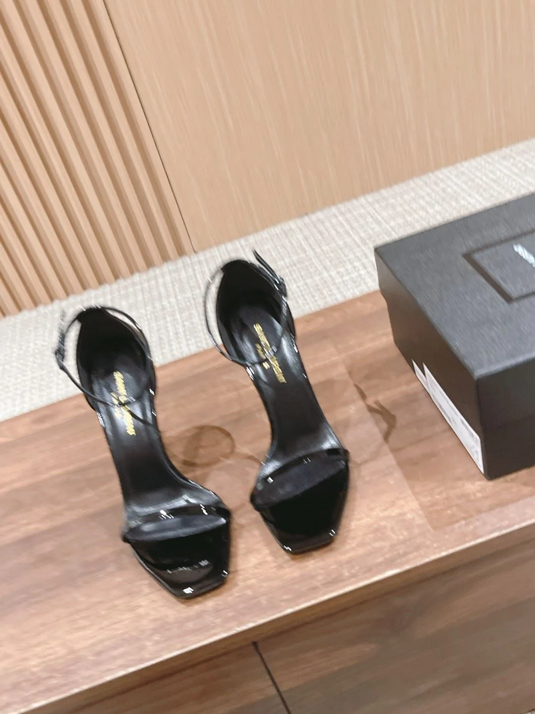 Ysl Sandals