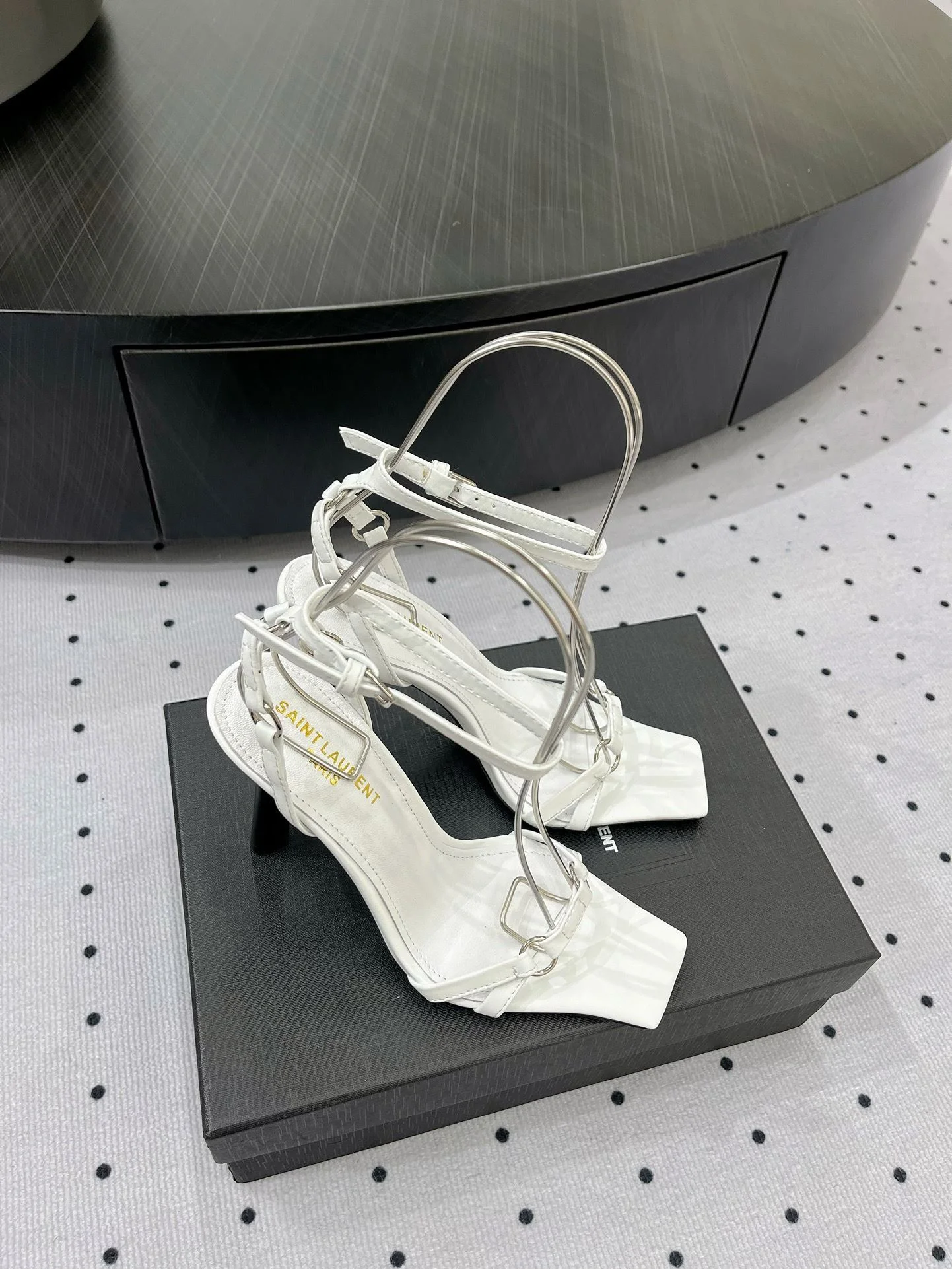 Mirror quality Ysl Sandals