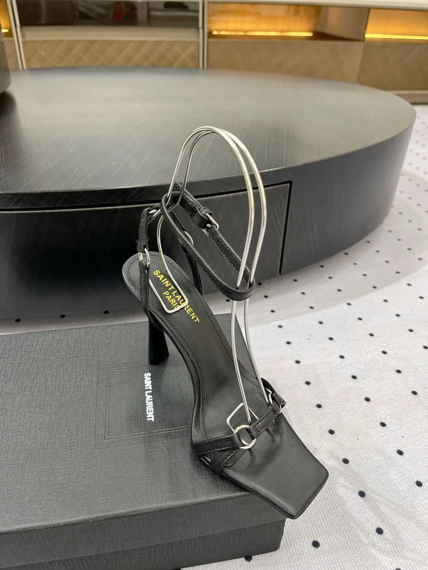 High accuracy Ysl Sandals