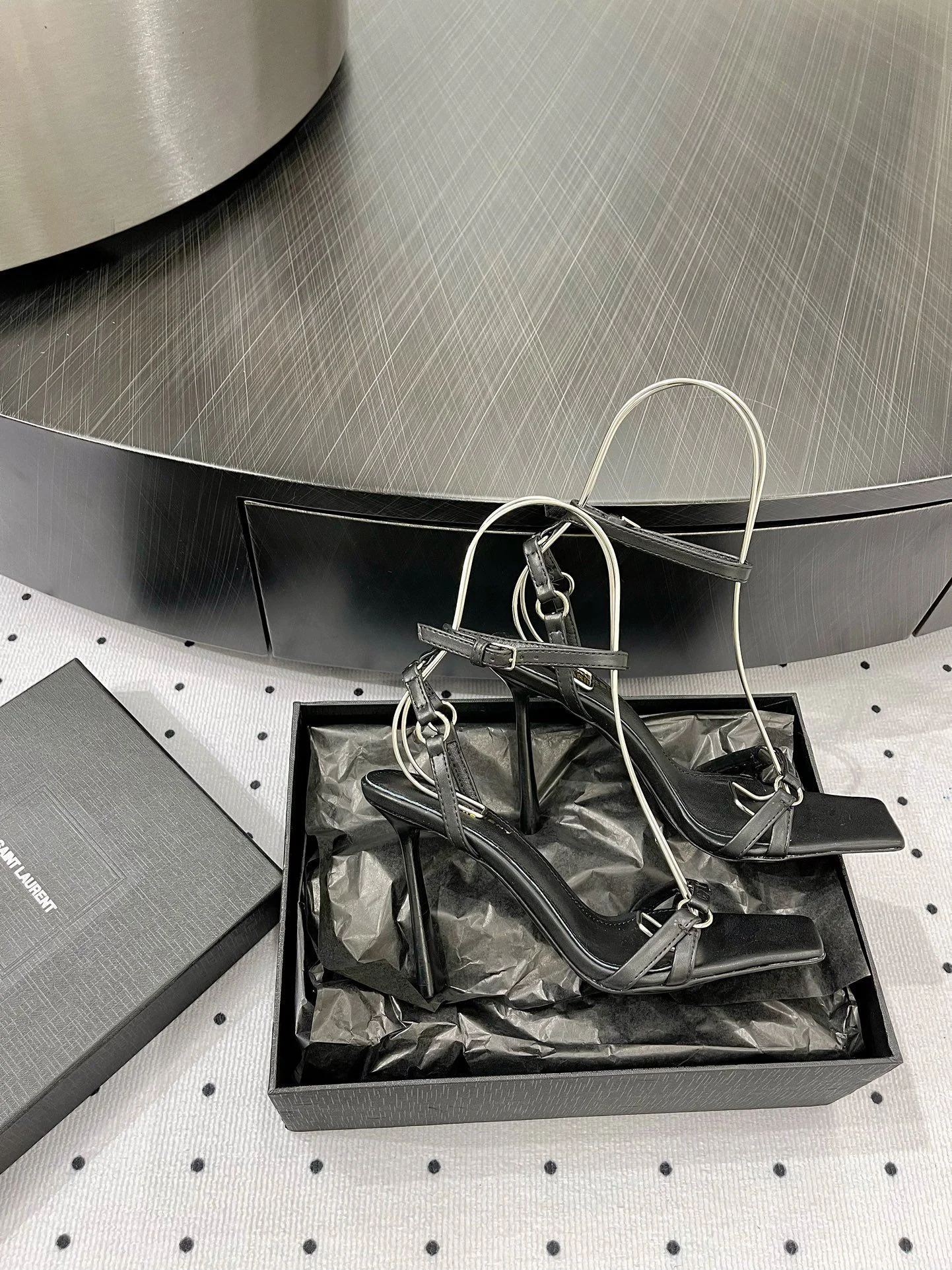 High accuracy Ysl Sandals