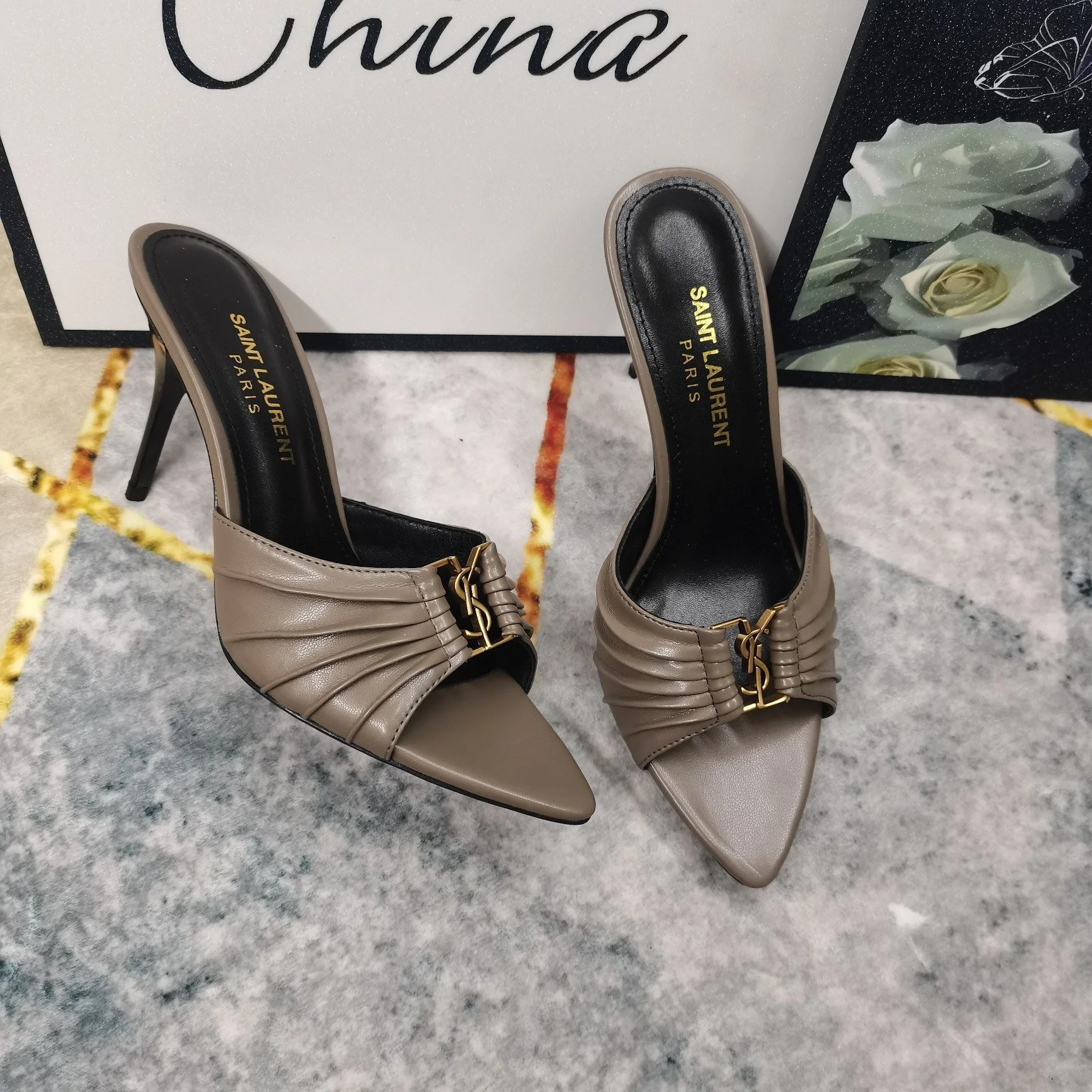 Top match Ysl Sandals