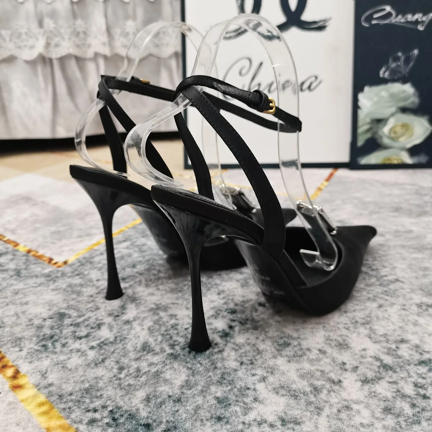 1:1 copy Ysl Sandals