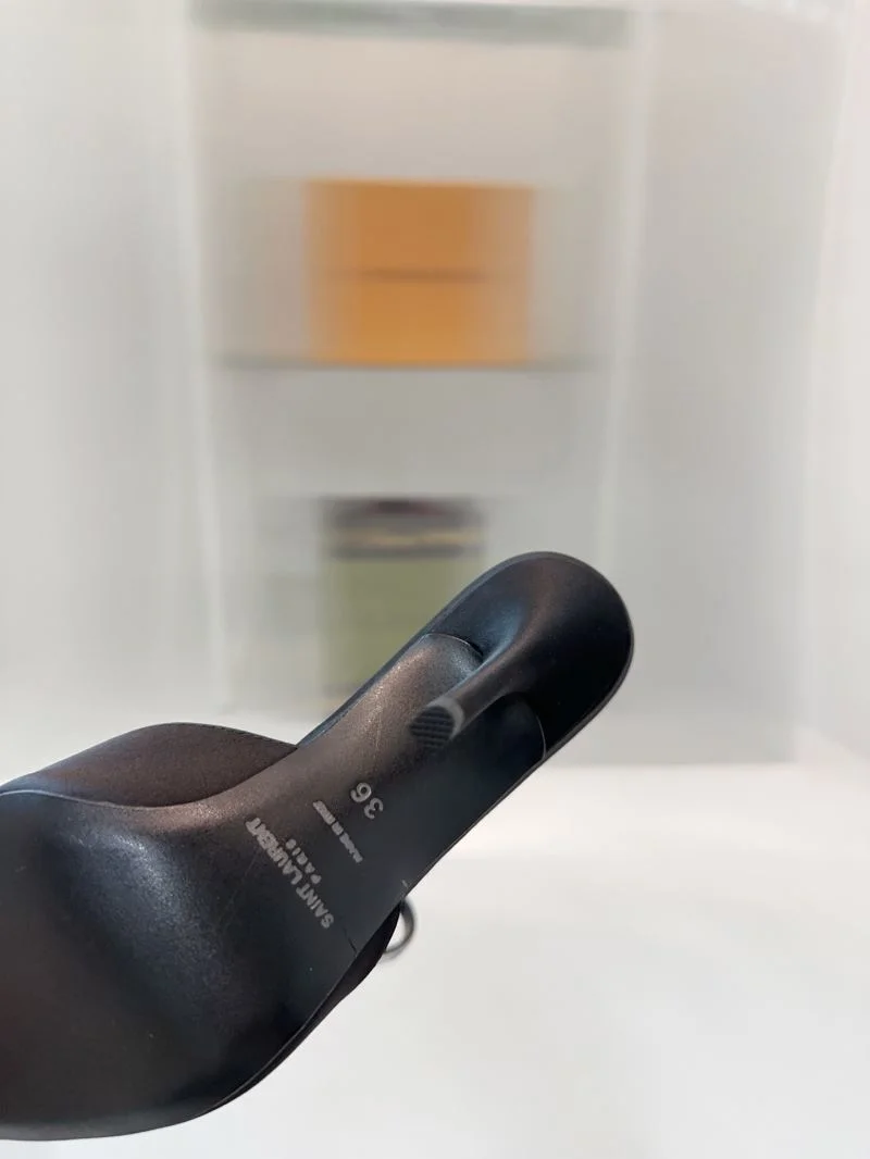 Accurate model Ysl Sandals