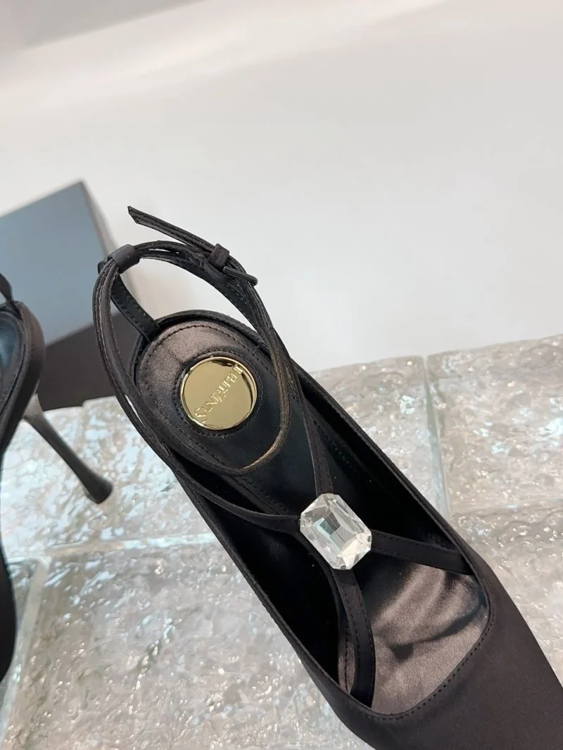 Accurate model Ysl Sandals