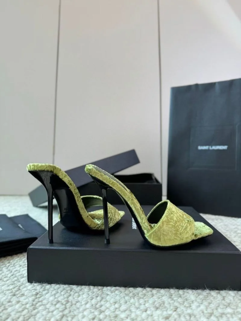 Top mirror Ysl Sandals