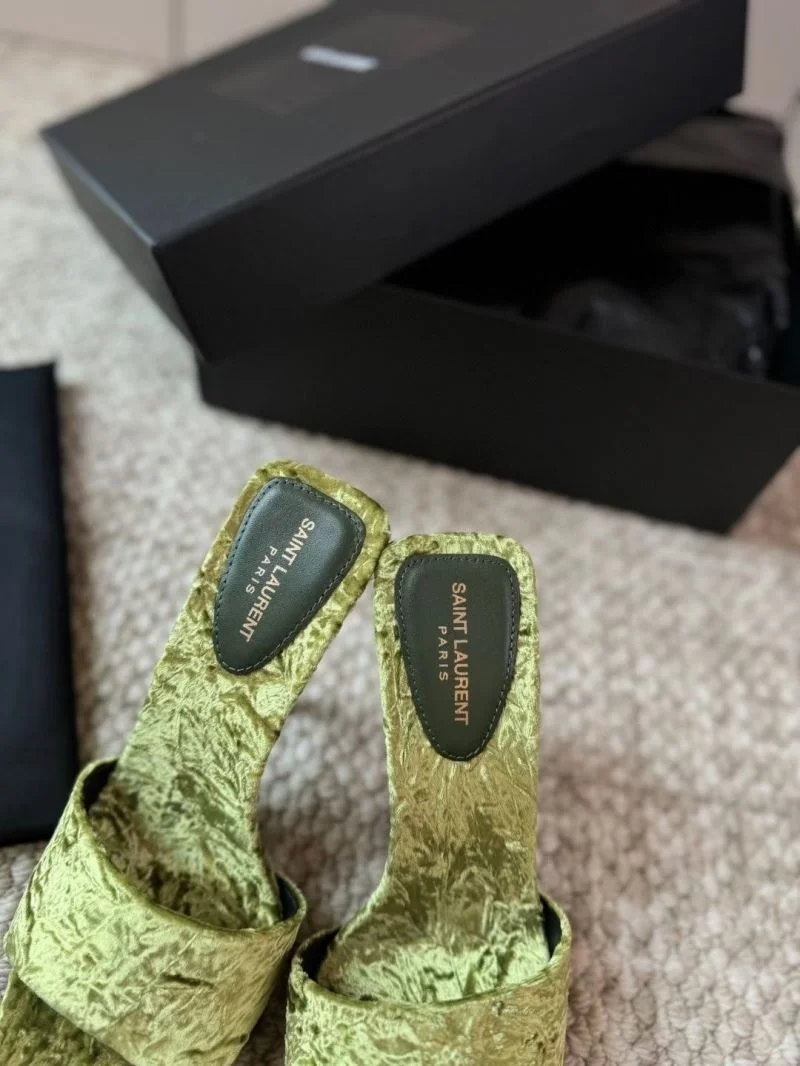 Top mirror Ysl Sandals