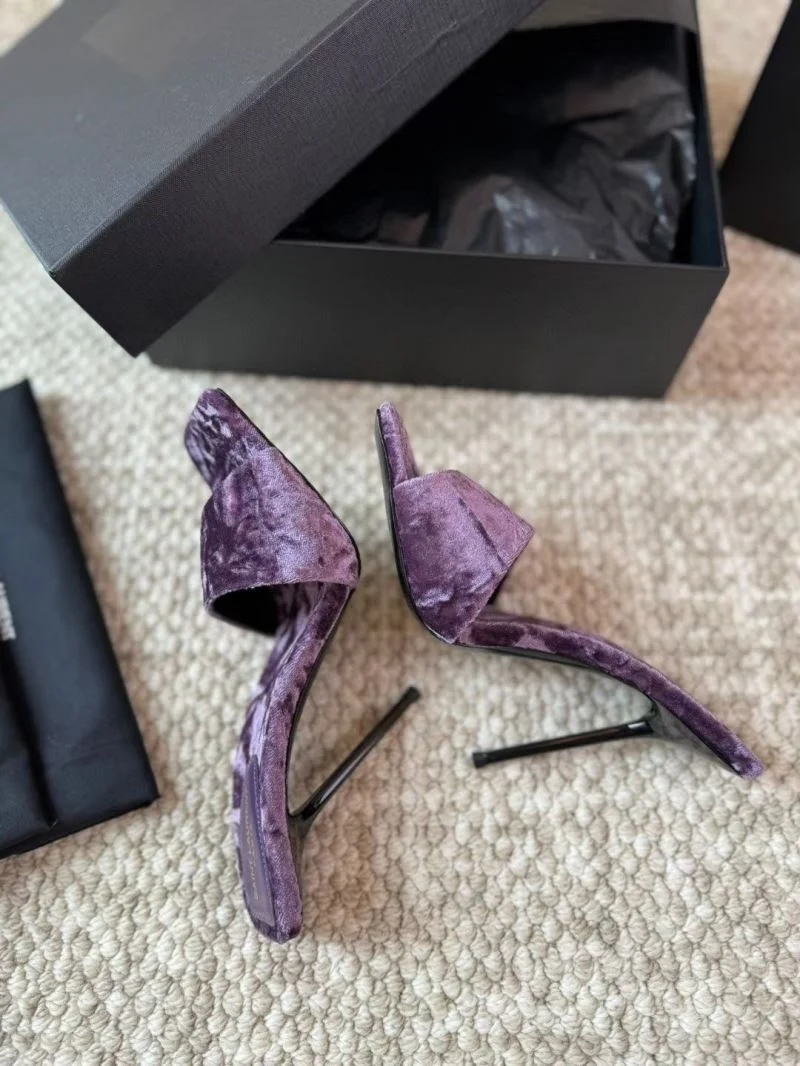 Reasonably priced Ysl Sandals