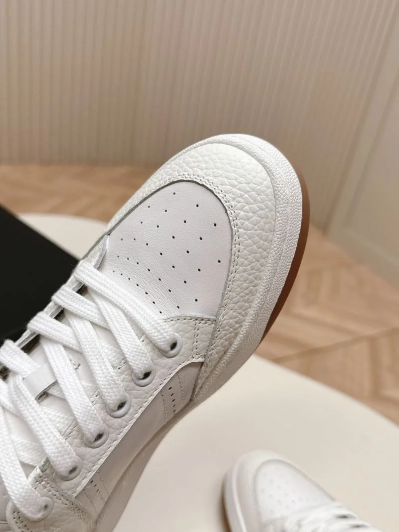 Value-priced Ysl Shoes