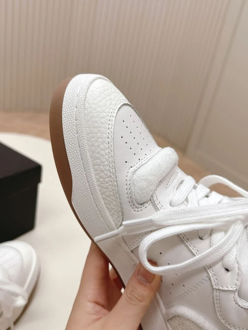 Indistinguishable Ysl Shoes