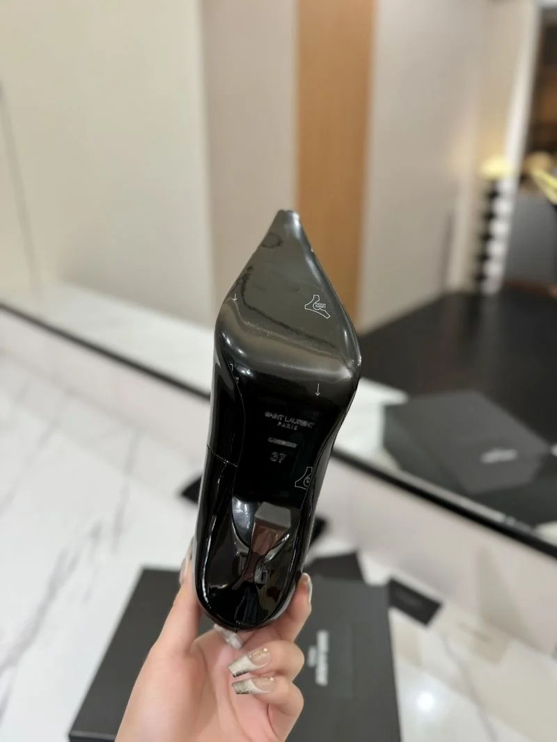 Value-priced Ysl Shoes