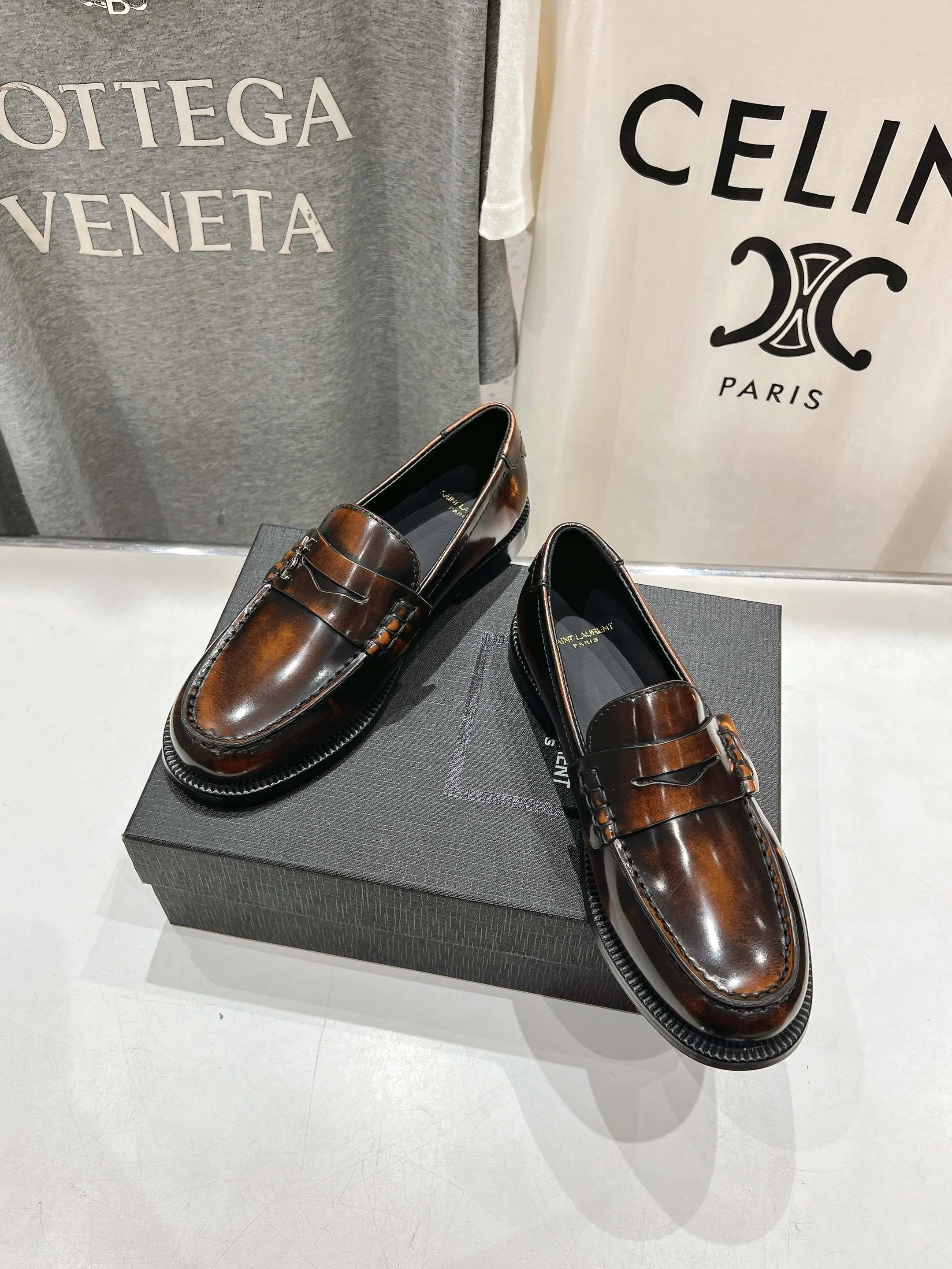 Value-priced Ysl Shoes
