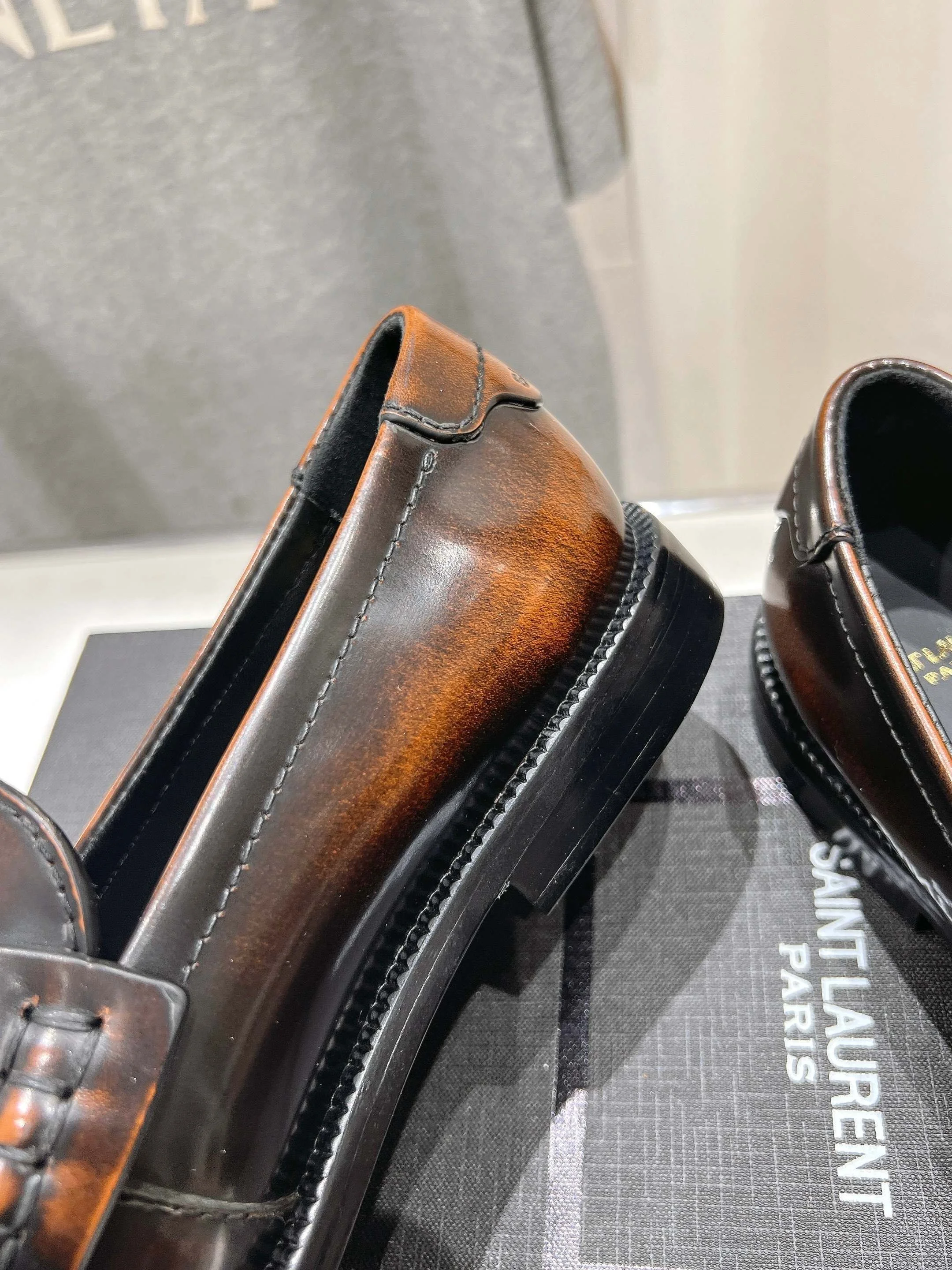 Value-priced Ysl Shoes