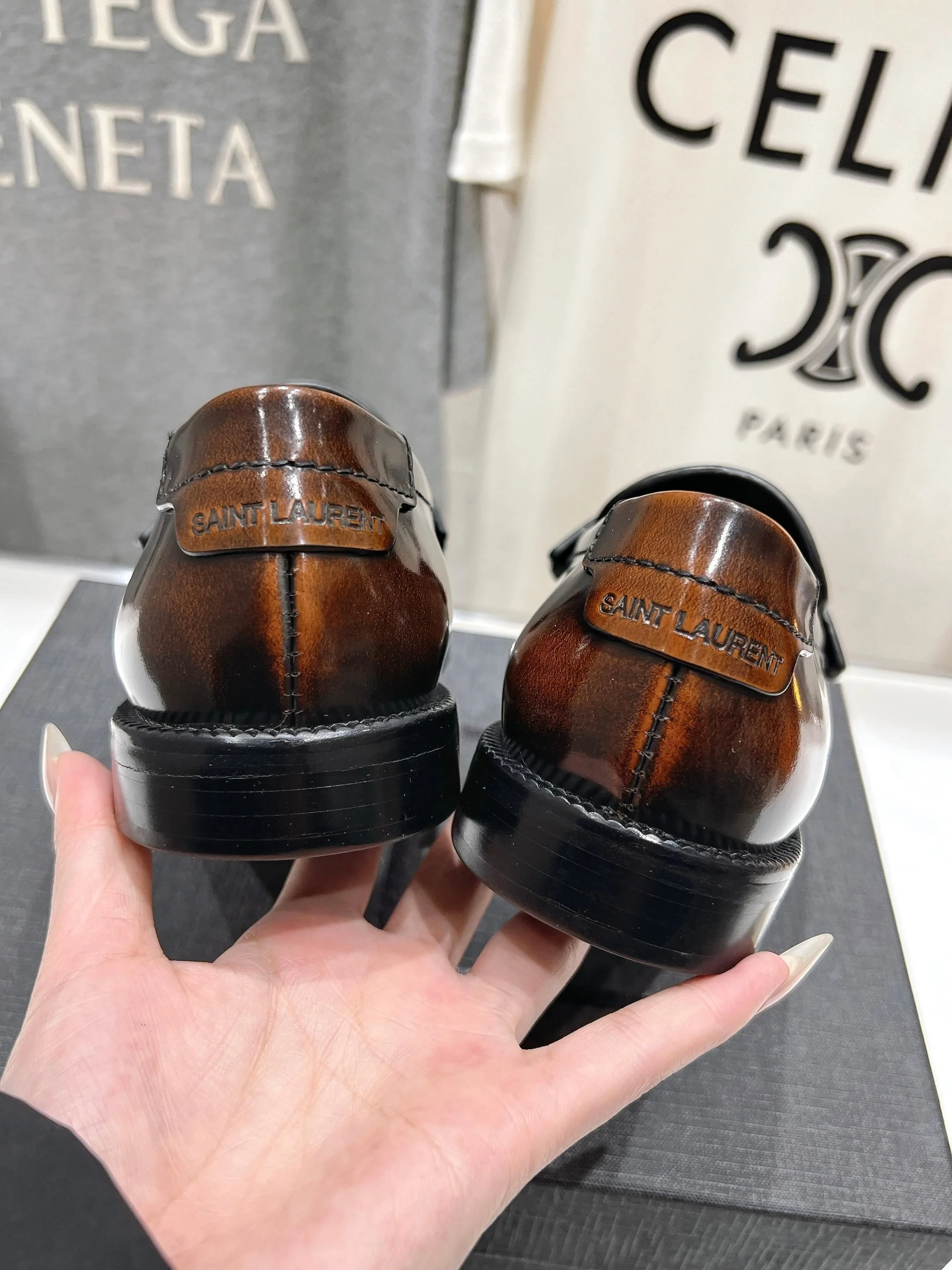 Value-priced Ysl Shoes