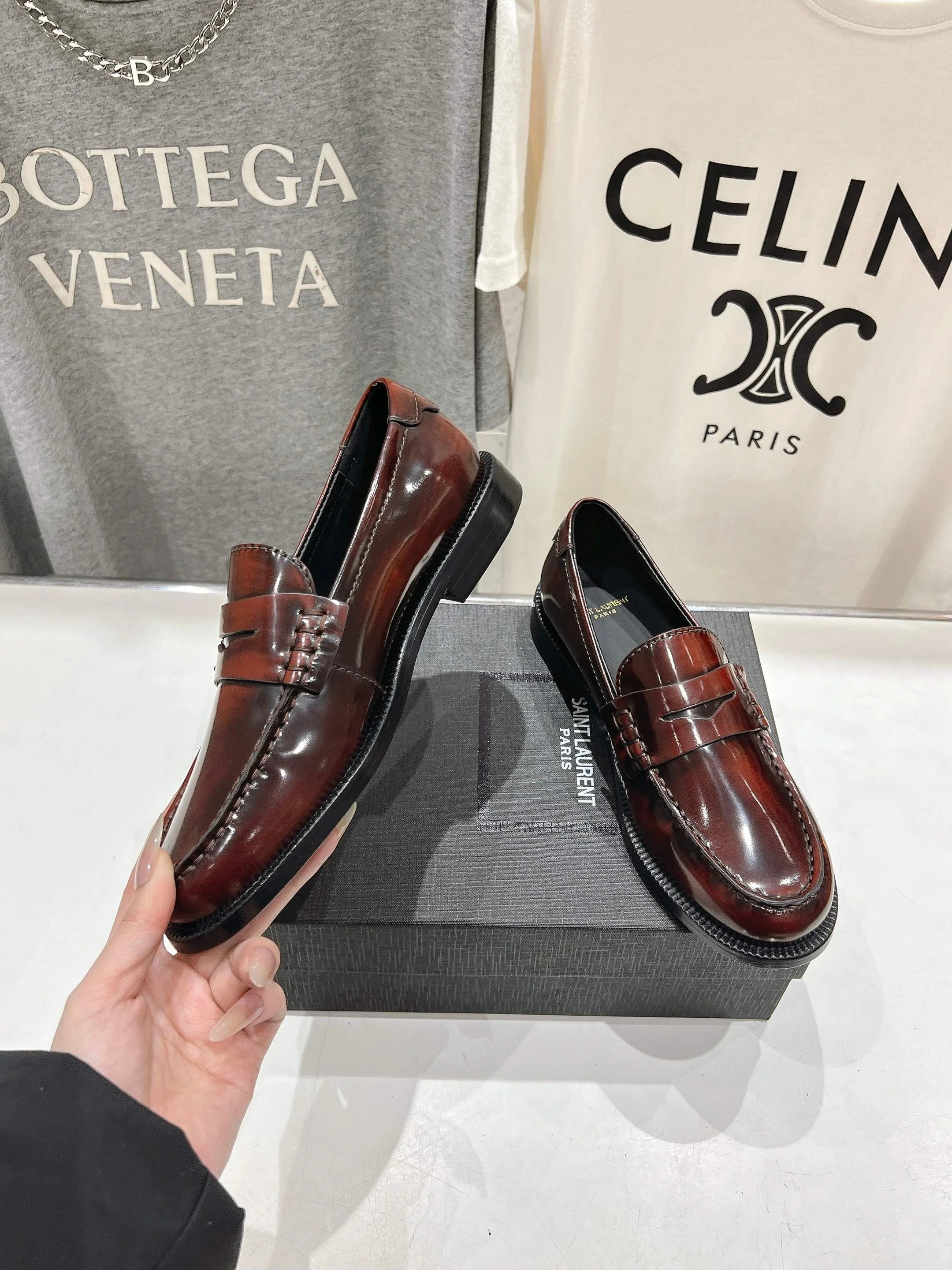 1:1 copy Ysl Shoes