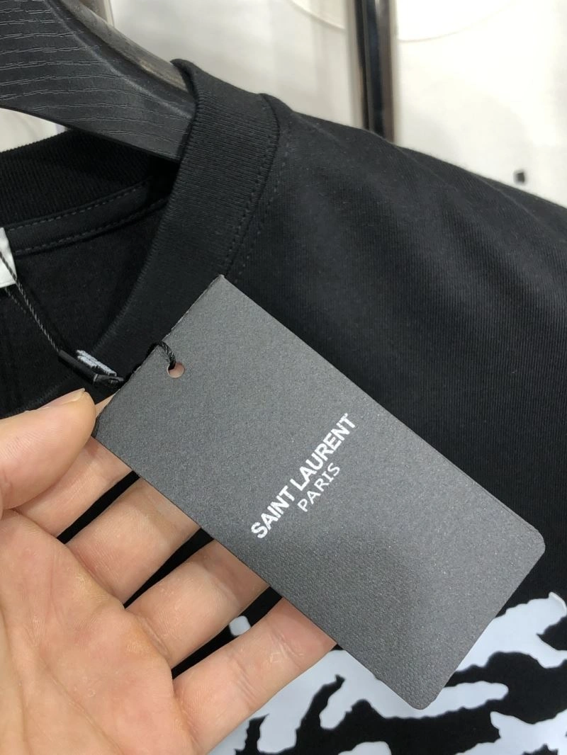 Bargain Ysl T-Shirts