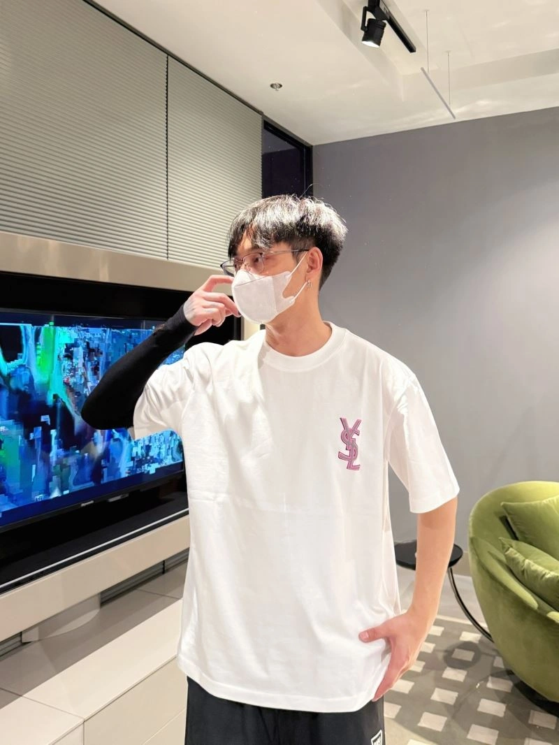 Bargain Ysl T-Shirts