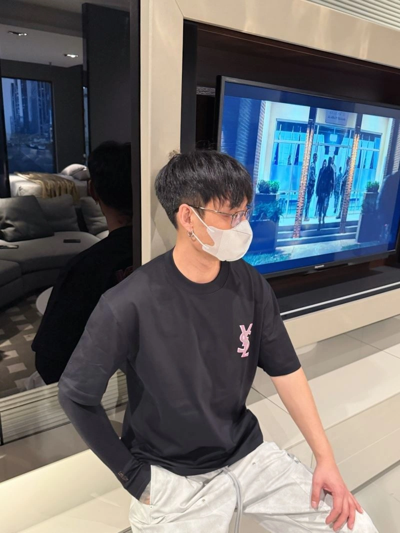 Inexpensive Ysl T-Shirts