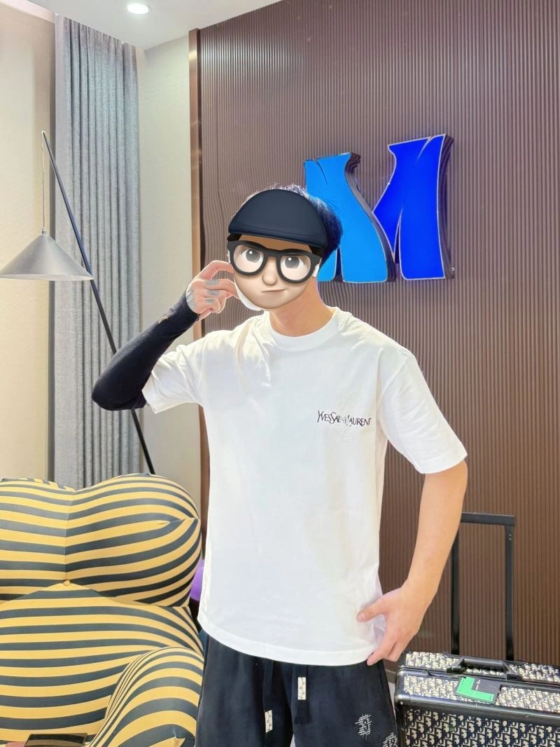 Accurate model Ysl T-Shirts