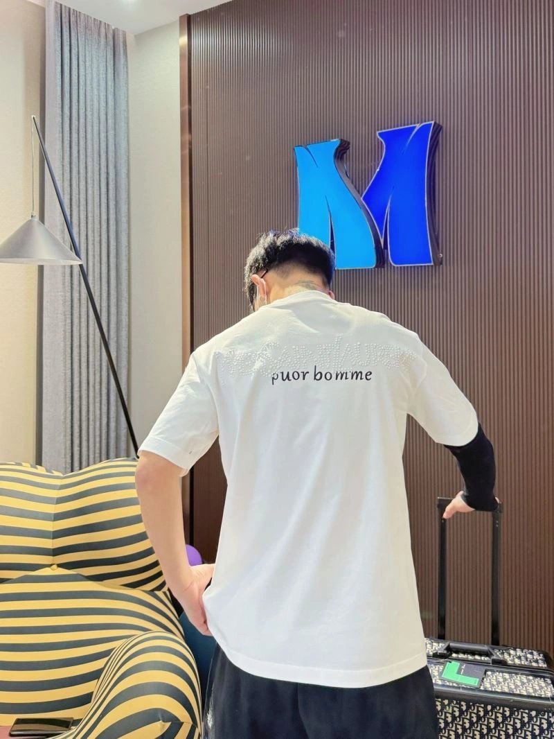 Accurate model Ysl T-Shirts