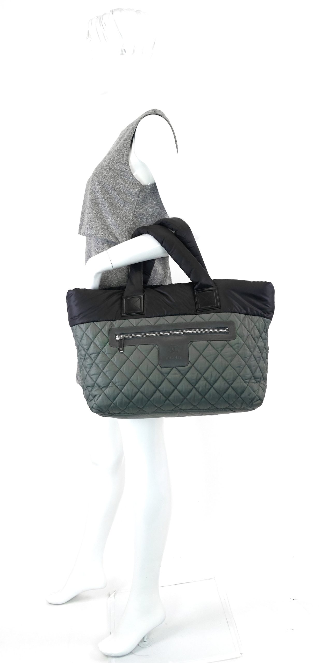 Coco Cocoon Two-Tone Nylon Tote Bag - Chanel Outlet USA Official Store